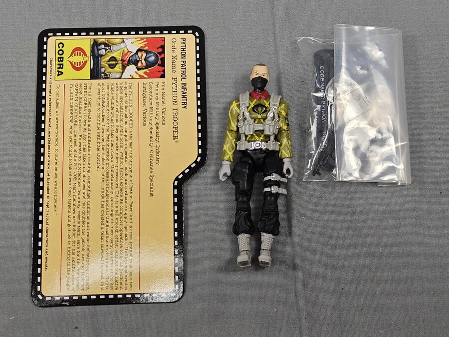 GI JOE convention 2011 figure Python Trooper