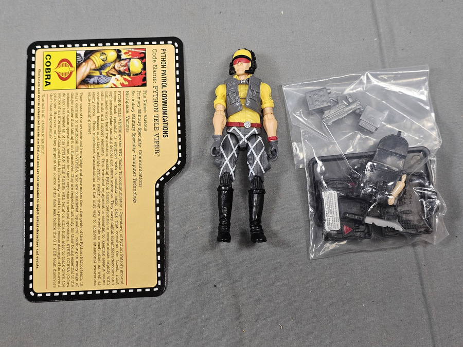 GI JOE convention 2011 figure Python Tele-Viper